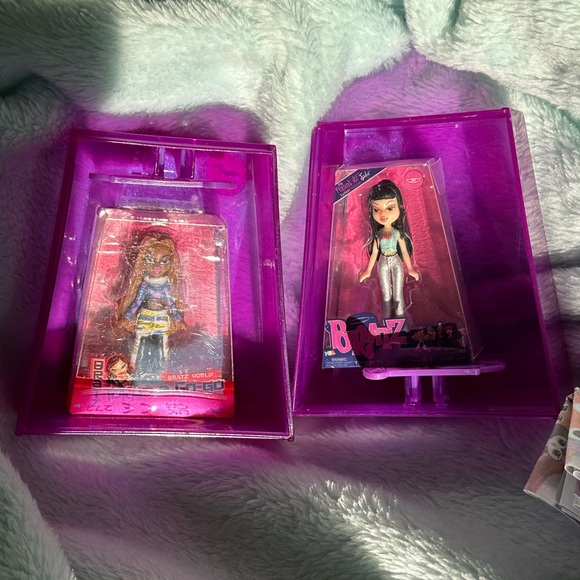 Bratz | Toys | New Bratz Mini Figures Duo Jade And Sasha Dolls | Poshmark